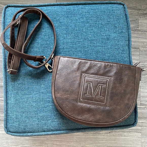 thirty-one | Bags | Thirtyone Brown Faux Leather Crossbody Purse ...